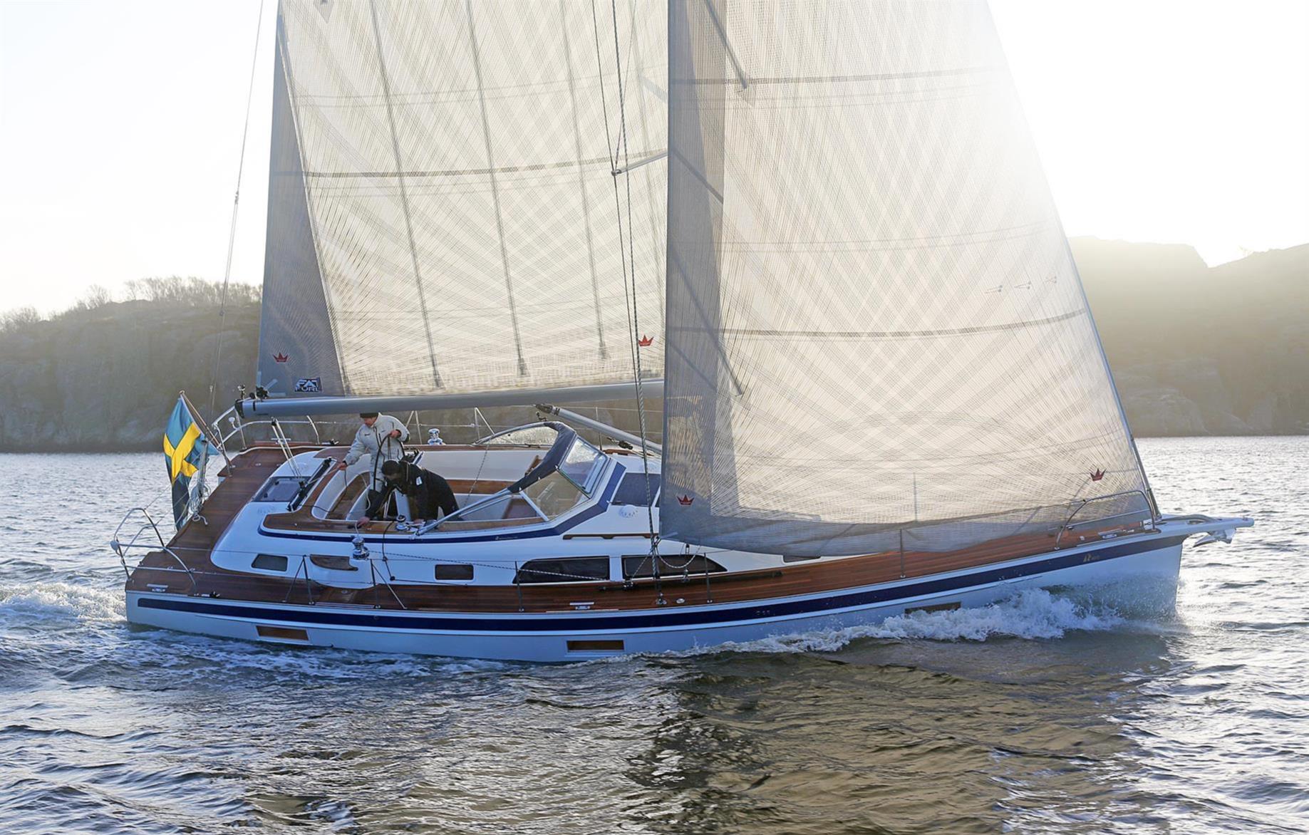 Hallberg-Rassy 40C - Transworld Yachts Sailing Ltd